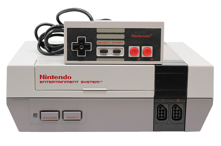 ORIGINAL NES 001 NINTENDO GAMING CONSOLE | Golden Pawn