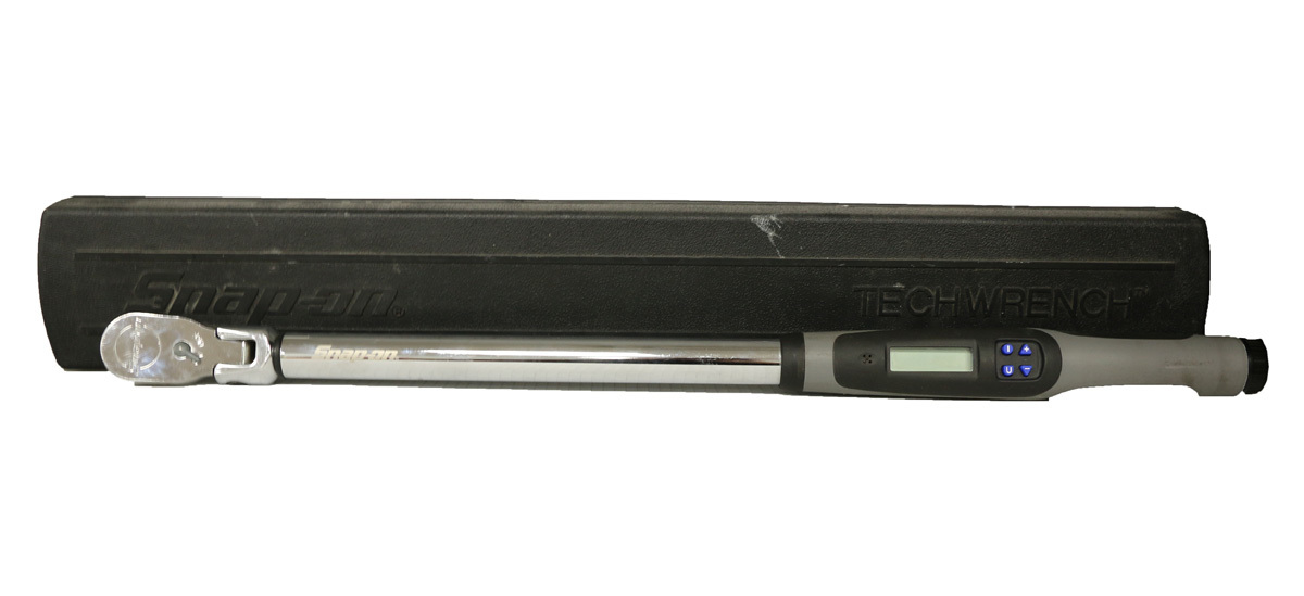 SNAP ON 1/2 INCH DRIVE ELECTRONIC ANGLE TORQUE WRENCH IN CASE | Golden Pawn